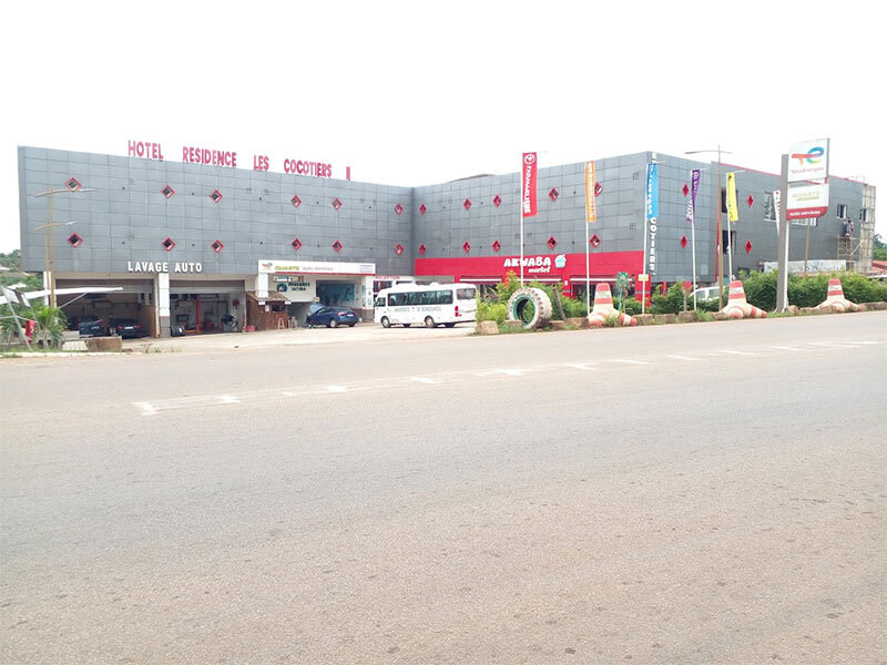 COMPLEXE HOTELIER LES COCOTIERS: Hôtel et résidence Abengourou, Côte d'Ivoire