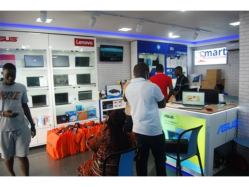 SMART CORPORATION - Matériel informatique