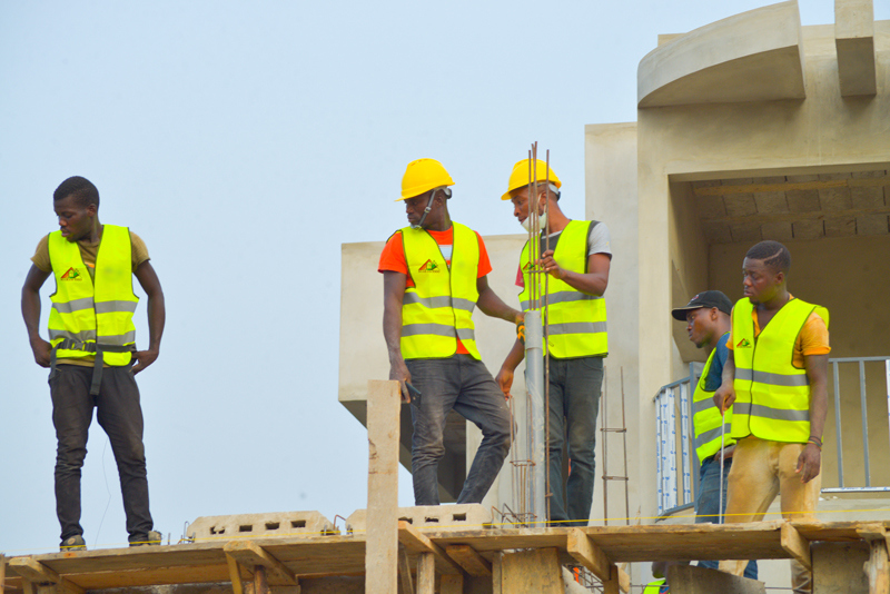 SOCIETE GENERALE DE CONSTRUCTION-SOGECO TOGO SARL : Batiment et ...