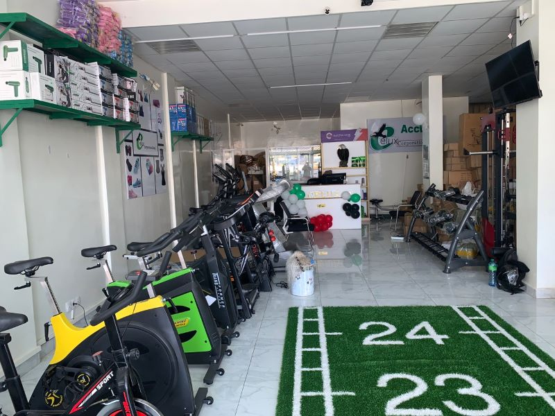 CELUX CORPORATION GROUP - Salles de sport, gym et fitness
