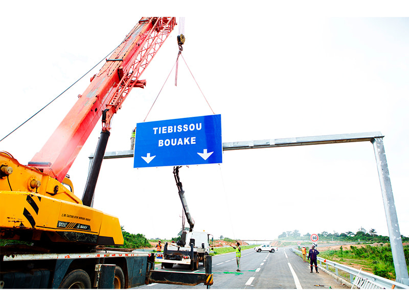 C2SR (COMPAGNIE DE SIGNALISATION ET DE SECURITE ROUTIERE) - Routes ...