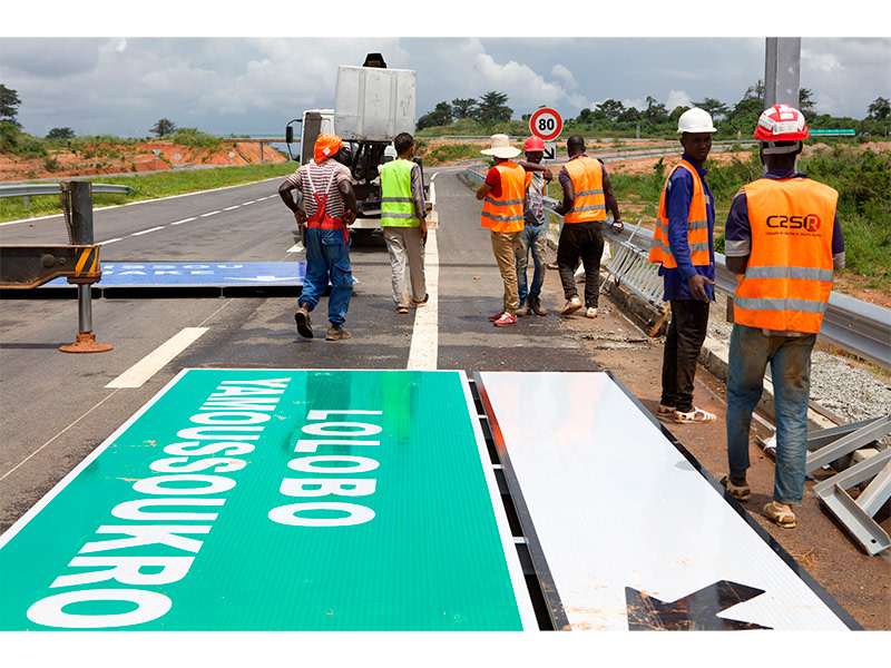 C2SR (COMPAGNIE DE SIGNALISATION ET DE SECURITE ROUTIERE) - Routes ...