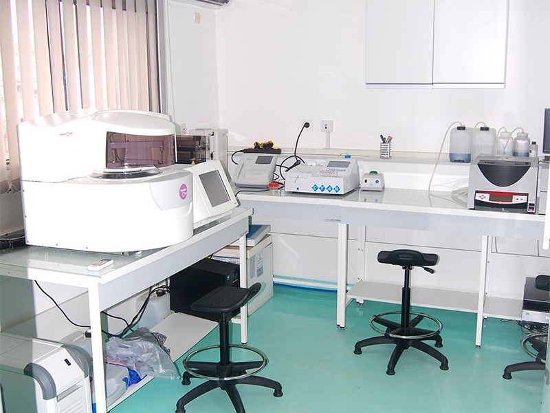 LABORATOIRE D'ANALYSES MEDICALES DE L'AUTOROUTE - Laboratoires d ...