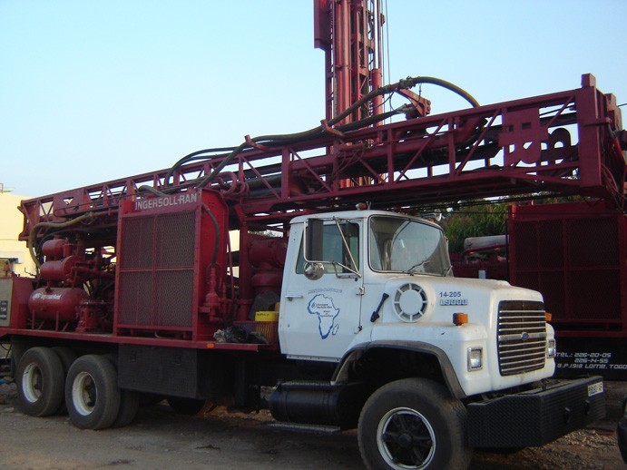 FORAGES TECHNIC-EAU - Eau / Forage